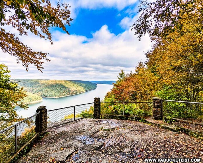 Exploring Jakes Rocks Overlook in Warren County