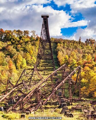 Exploring Jakes Rocks Overlook in Warren County