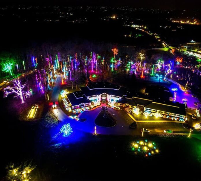 21 of the Best Drive-Thru Christmas Light Displays in PA